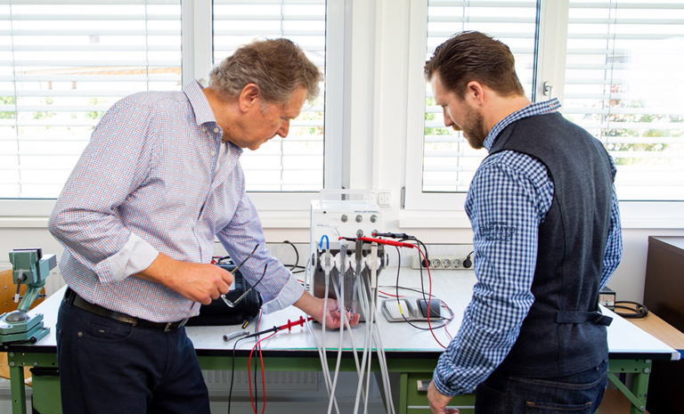 DTS-DESIGN GmbH - Ihr Unternehmen für Dental Technische Systeme